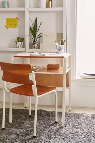 Favi Desk + Chair Set | Urban Outfitters