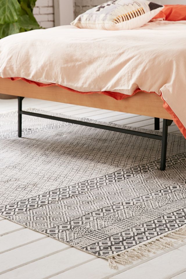 Halen Horizontal Block Print Rug | Urban Outfitters