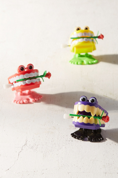 UO Exclusive Blind Box Mr. Chatter Wind-Up Figure | Urban Outfitters