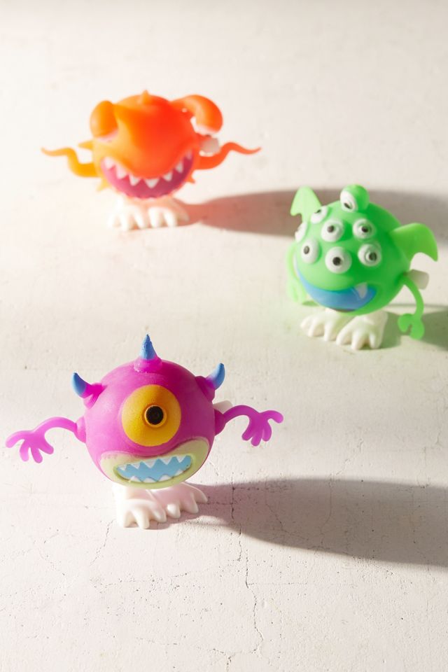 UO Exclusive Blind Box Kooky Kritter Wind-Up Figure | Urban Outfitters ...