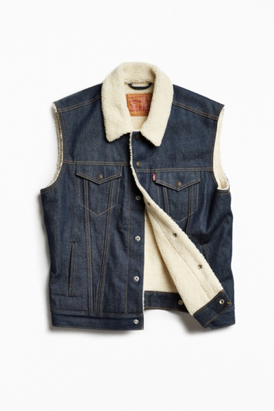 Levi's Denim Sherpa-Lined Vest | Urban Outfitters