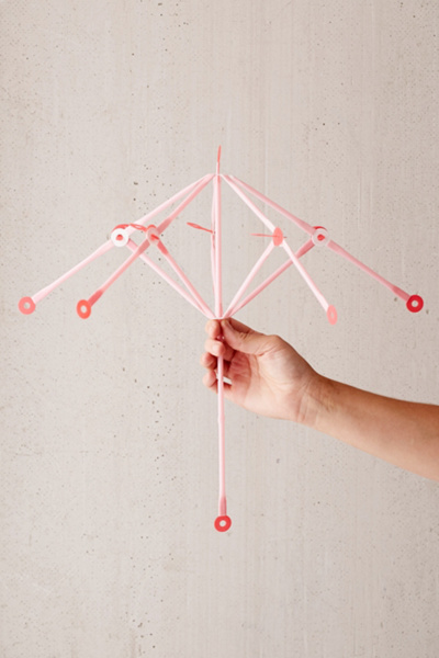 DIY Strawbees Maker Kit | Urban Outfitters Canada