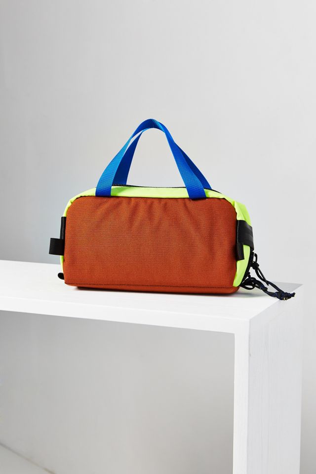 Topo Designs Minimal Hip Pack Belt Bag | Urban Outfitters Canada
