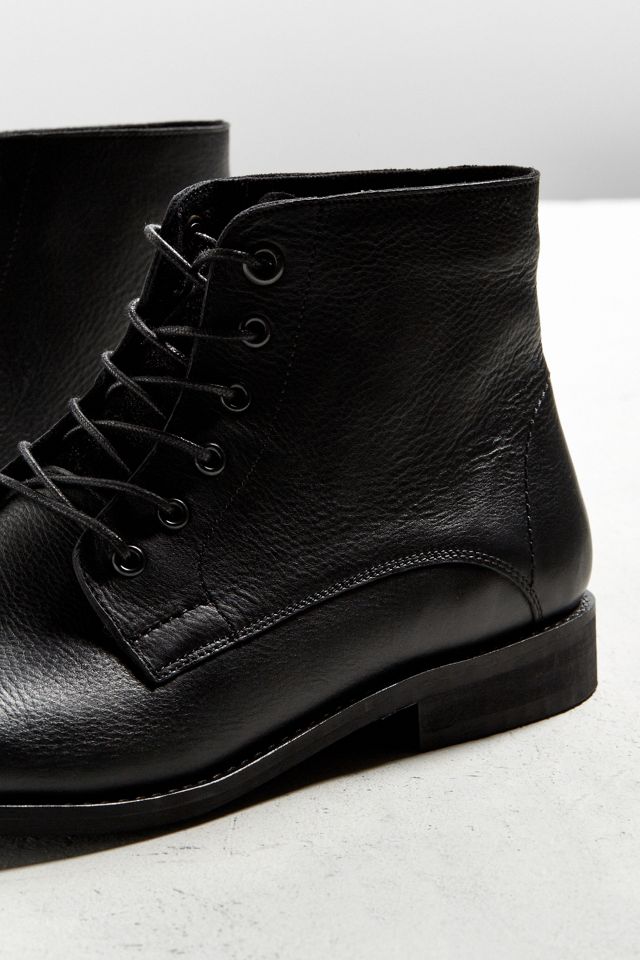 UO Distressed Lace-Up Boot | Urban Outfitters