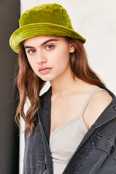 Velvet Bucket Hat | Urban Outfitters Canada