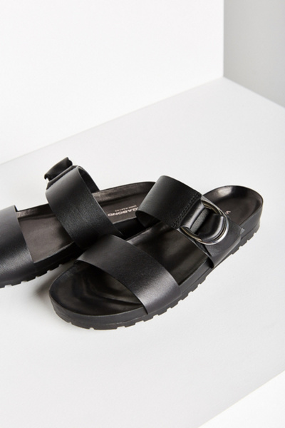 Vagabond Erie Buckle Slide | Urban Outfitters