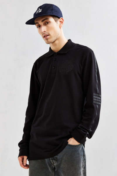 Polo Étoile noire Le Fix | Urban Outfitters Canada