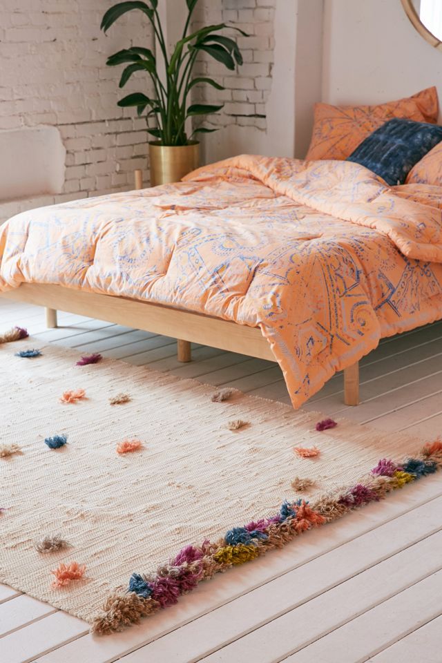Feliz Rainbow Tufted Rug | Urban Outfitters