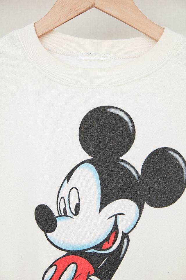 Sweatshirt crème vintage à col rond Mickey Mouse | Urban Outfitters Canada