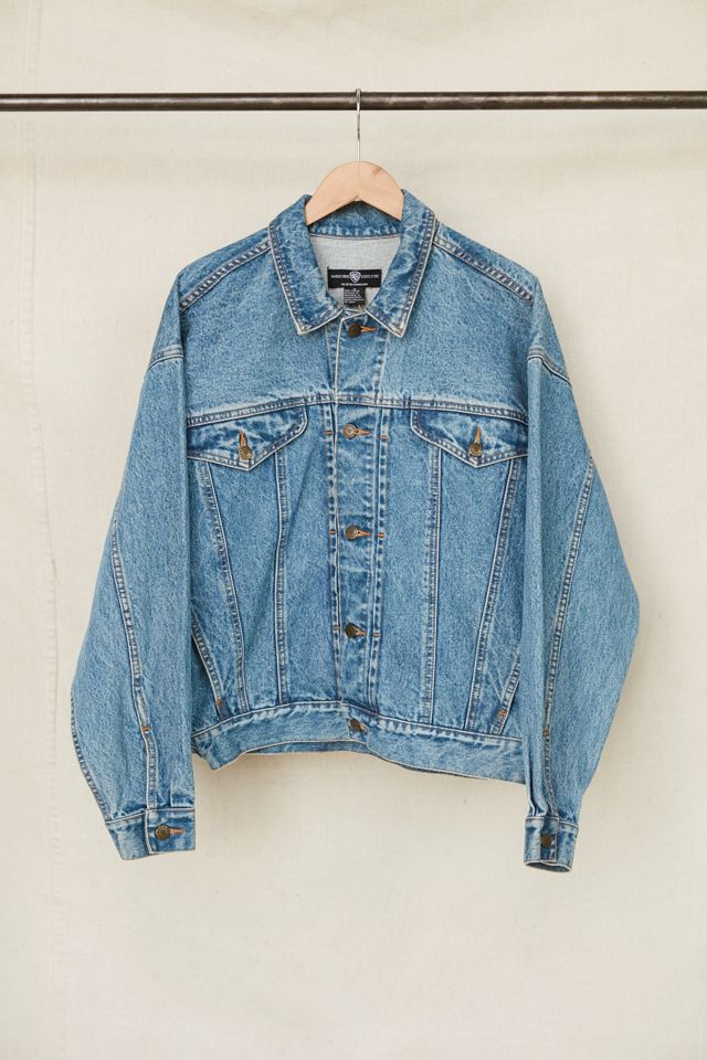 Vintage Looney Tunes Denim Jacket | Urban Outfitters Vintage Looney Tunes Denim Jacket | Urban Outfitters