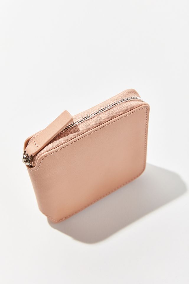 BAGGU Square Wallet | Urban Outfitters