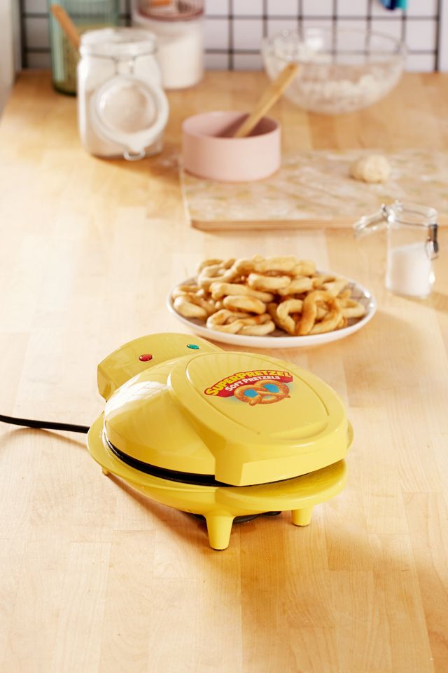 SuperPretzel Mini Soft Pretzel Maker | Urban Outfitters