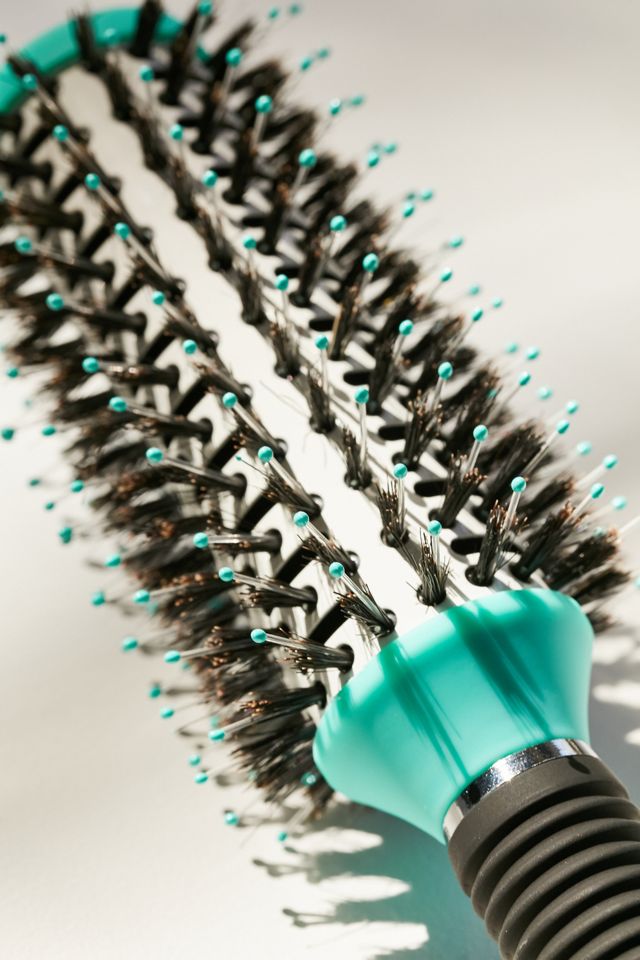 Swissco Pro Ionic Round Thermal Brush | Urban Outfitters Canada