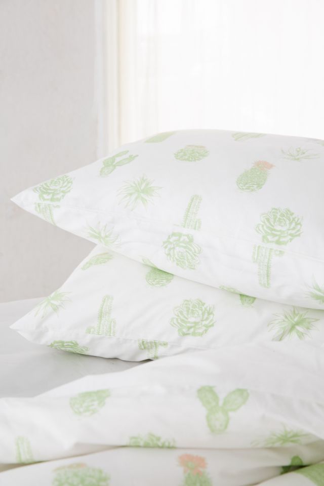Cactus Icon Pillowcase Set | Urban Outfitters