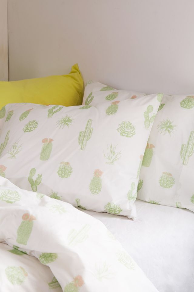 Cactus Icon Pillowcase Set | Urban Outfitters