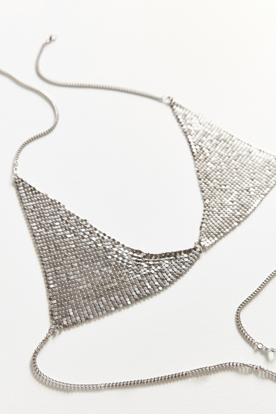 8 Other Reasons Bey Bralette Body Chain | Urban Outfitters