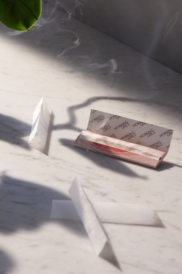 Lady Fair Rolling Papers | Urban Outfitters