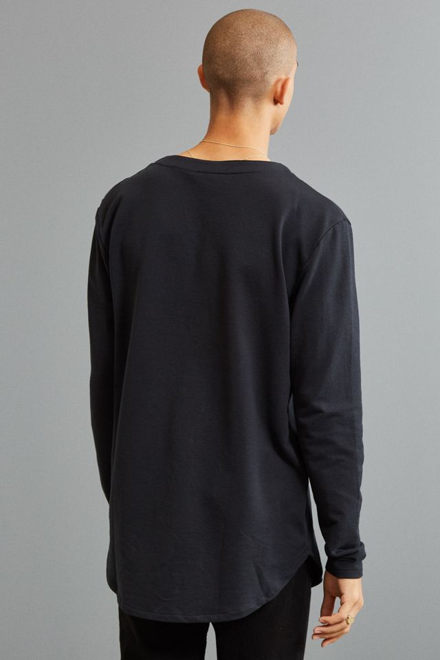 UO Julian Lace-Up Henley Long Sleeve Tee | Urban Outfitters Canada UO Julian Lace-Up Henley Long Sleeve Tee | Urban Outfitters Canada