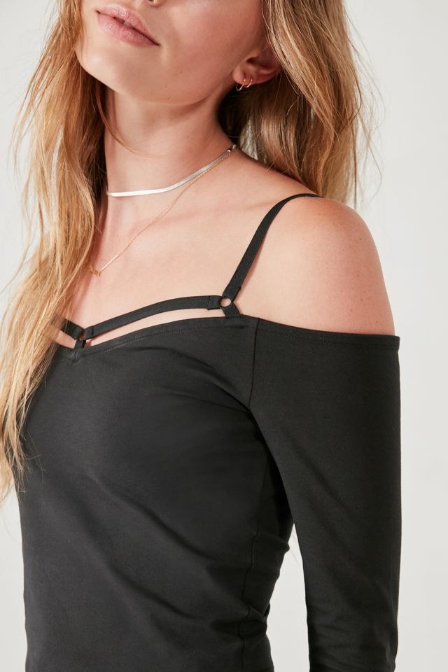 Silence + Noise Davina Strappy Cold-Shoulder Top | Urban Outfitters