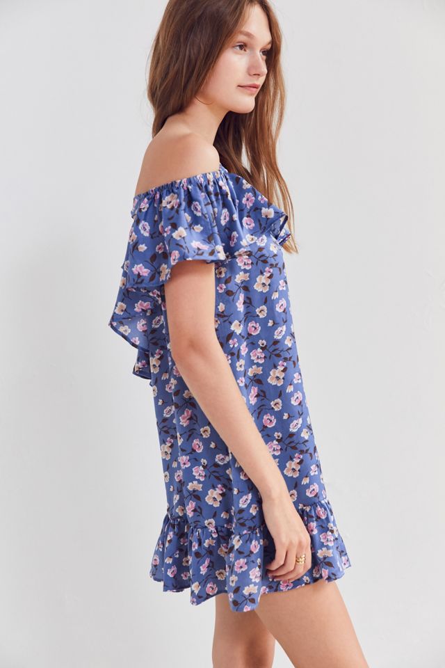 Kimchi Blue Floral Ruffle Off-The-Shoulder Mini Dress | Urban Outfitters