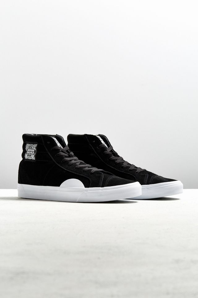 Vans Style 238 Suede Sneaker | Urban Outfitters