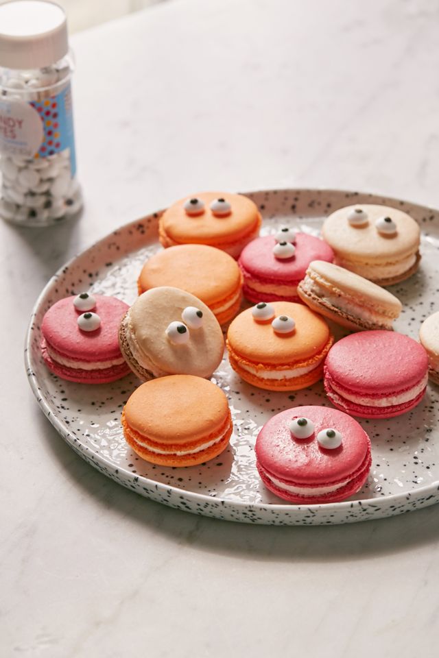 Mini Googly Eye Dessert Toppers | Urban Outfitters Canada
