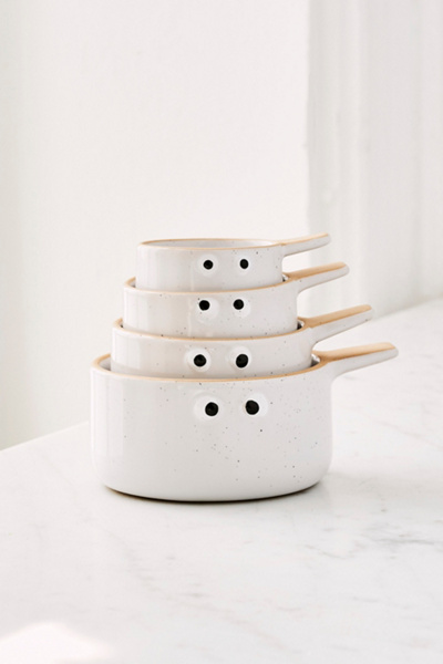 Googly Eye Measuring Cup Set | Urban Outfitters