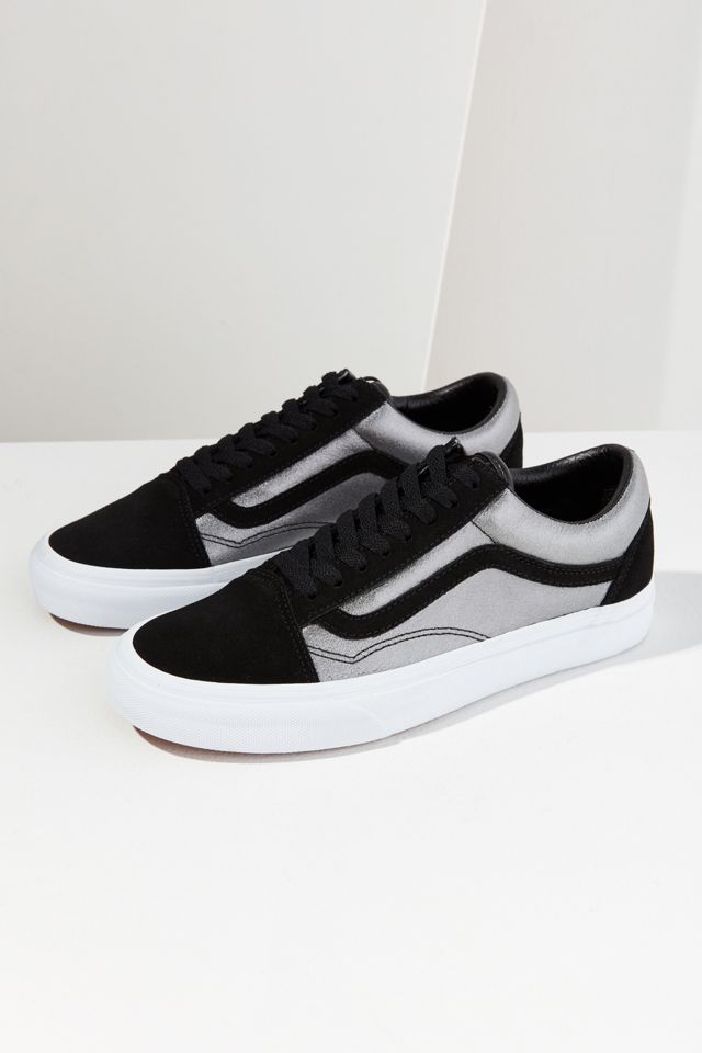 Vans Two-Tone Metallic Old Skool Sneaker | Urban Outfitters
