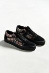 Vans Old Skool Floral Velvet Sneaker | Urban Outfitters