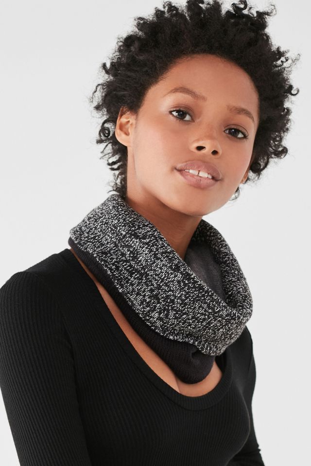 Verloop Colorblocked Reversible Snood | Urban Outfitters