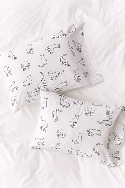 Cat Nap Pillowcase Set | Urban Outfitters Canada