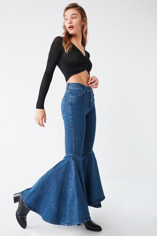 BDG High-Rise Extreme Ruffle Flare Jean | Urban Outfitters