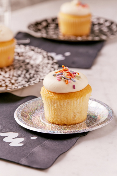 BASH Disco Mini Paper Plate Set | Urban Outfitters