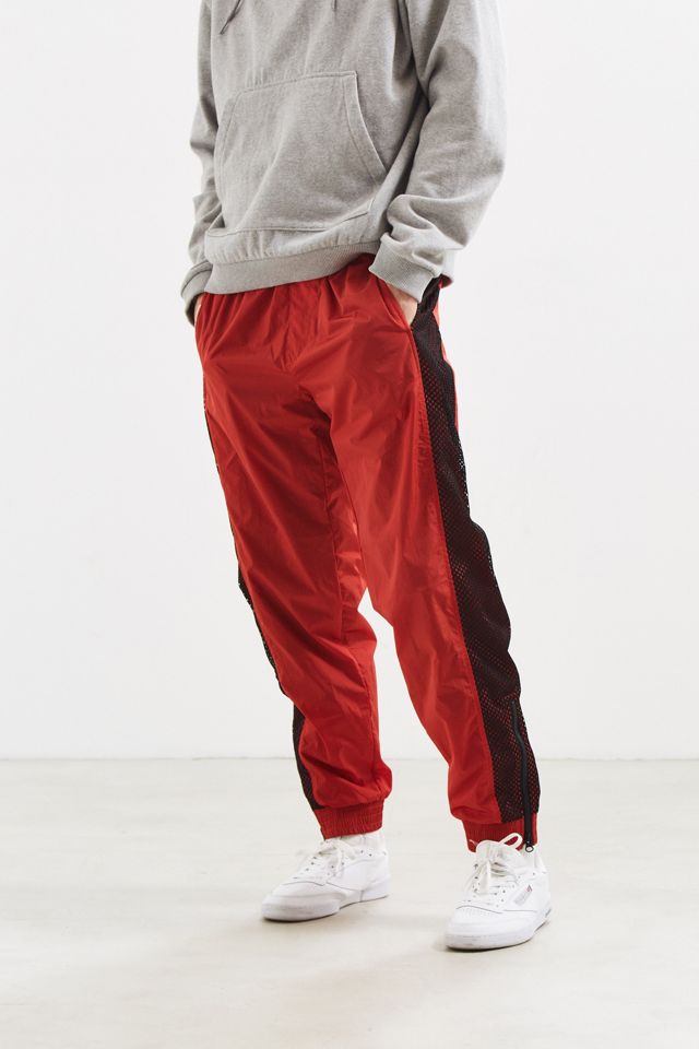UO Mesh Blocked Wind Pant | Urban Outfitters Canada