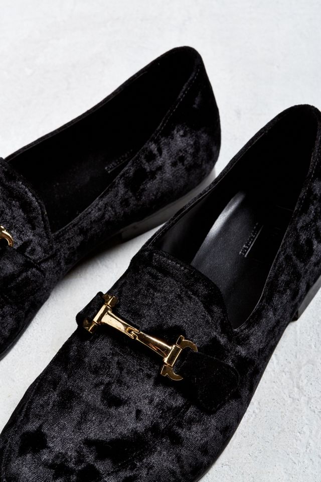 UO Connor Velvet Loafer | Urban Outfitters
