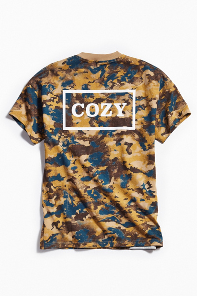 TeamCozy Cozy Corner Tee | Urban Outfitters Canada