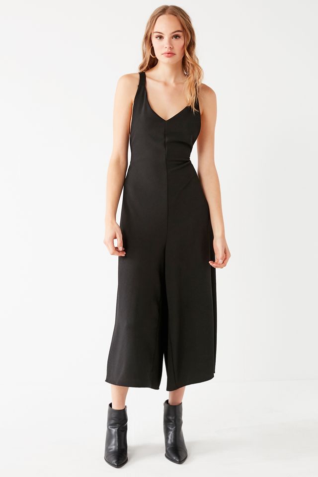 UO Gloria Cross-Back Overall | Urban Outfitters Canada