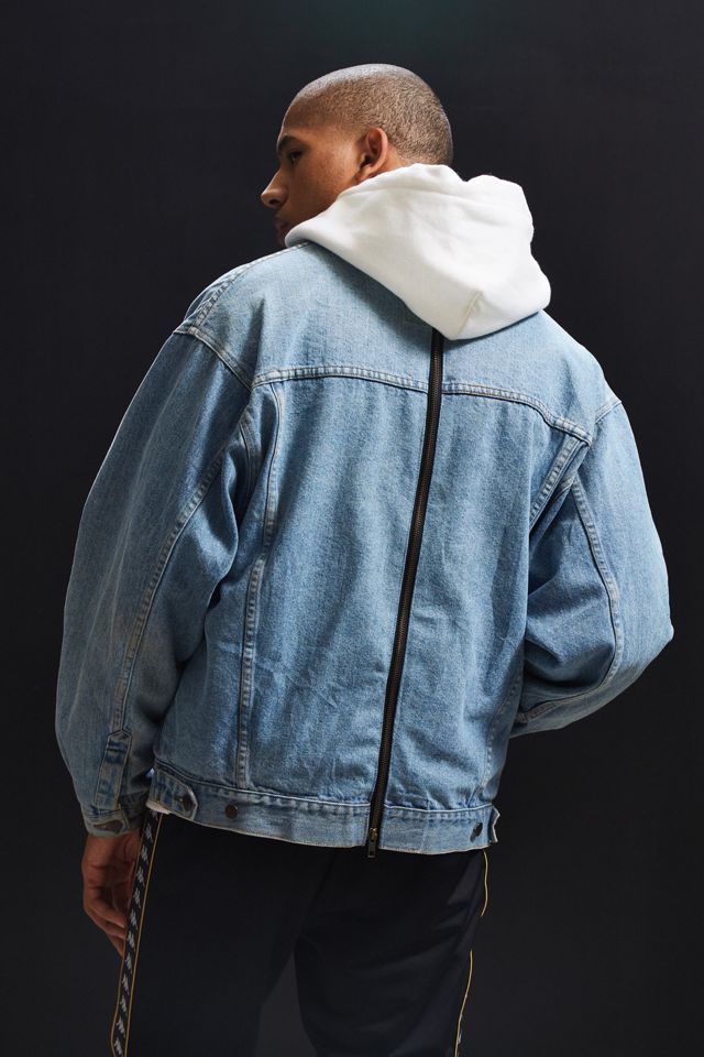 Vintage Back Zipper Denim Trucker Jacket | Urban Outfitters