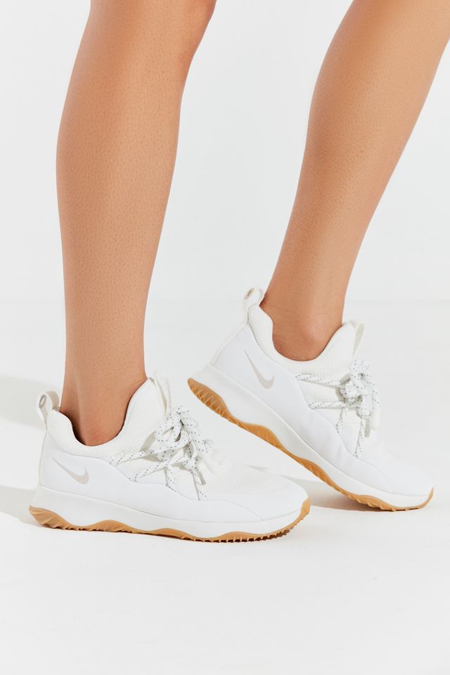 Nike City Loop Sneaker | Urban Outfitters