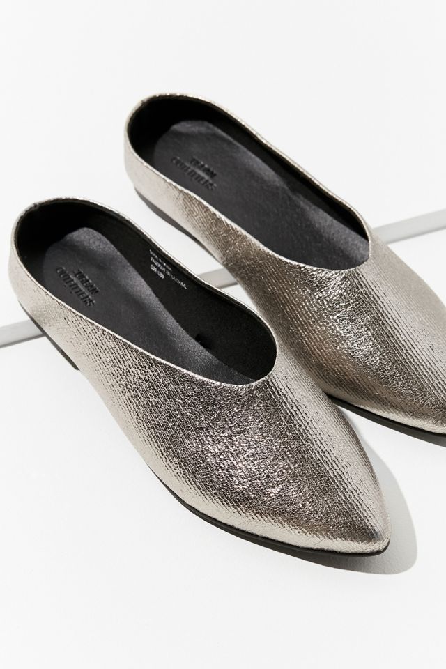 UO Metallic Pointy Mule | Urban Outfitters
