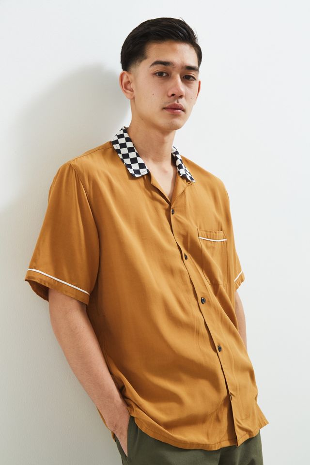 UO Liam Golden Rayon Bowling Shirt | Urban Outfitters