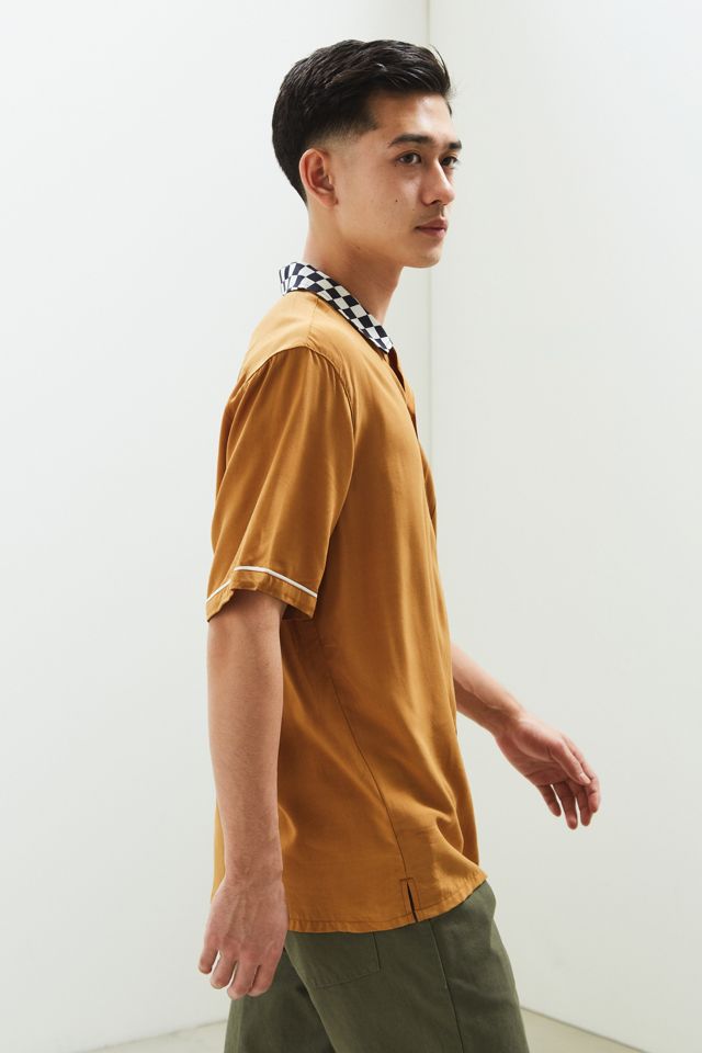 UO Liam Golden Rayon Bowling Shirt | Urban Outfitters