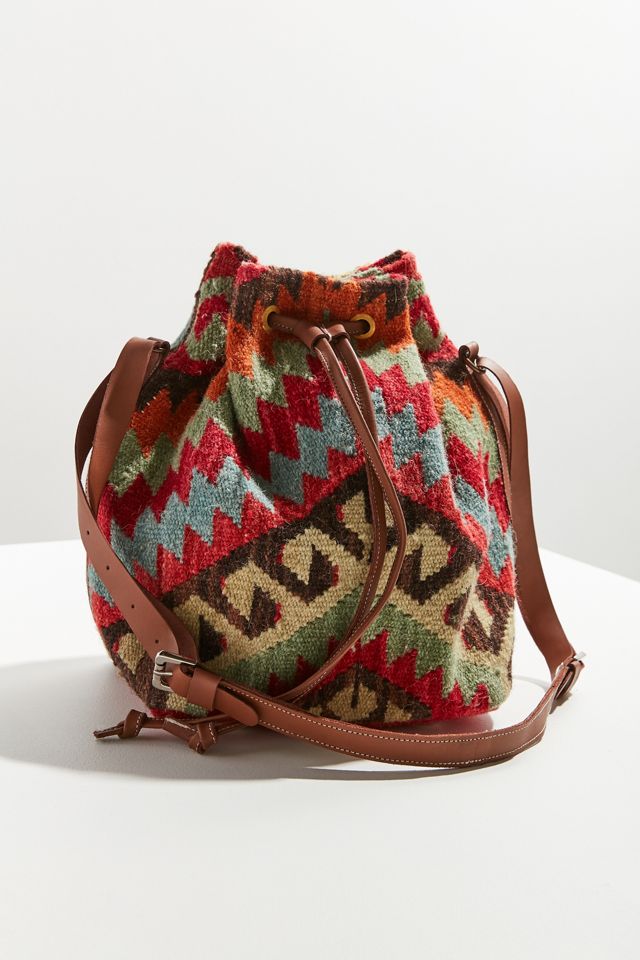 Carpet Bucket Bag | Urban Outfitters