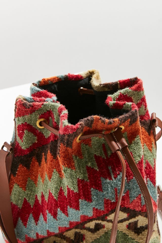 Carpet Bucket Bag | Urban Outfitters