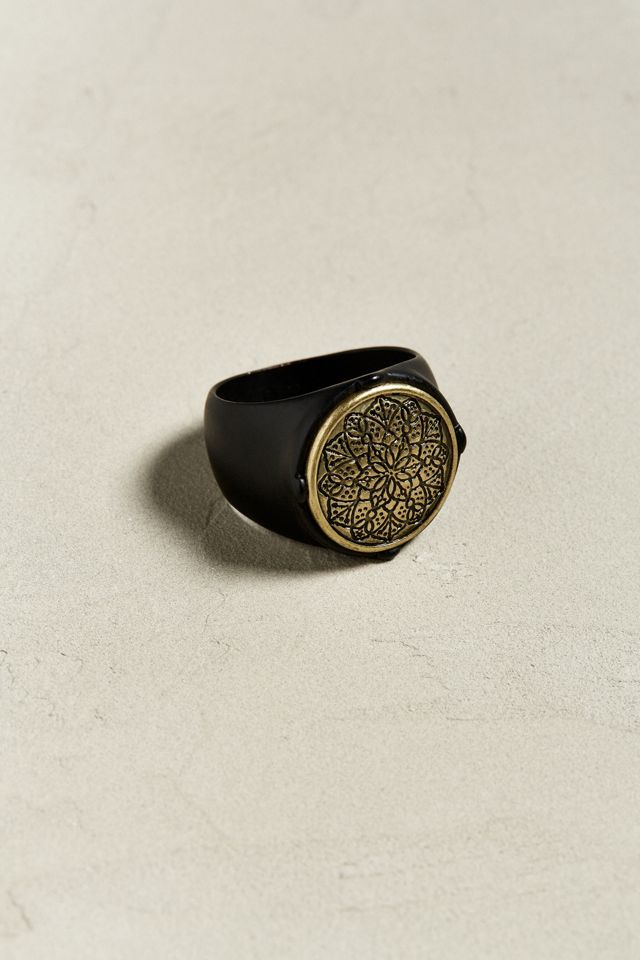 Icon Brand Perennial Ring | Urban Outfitters