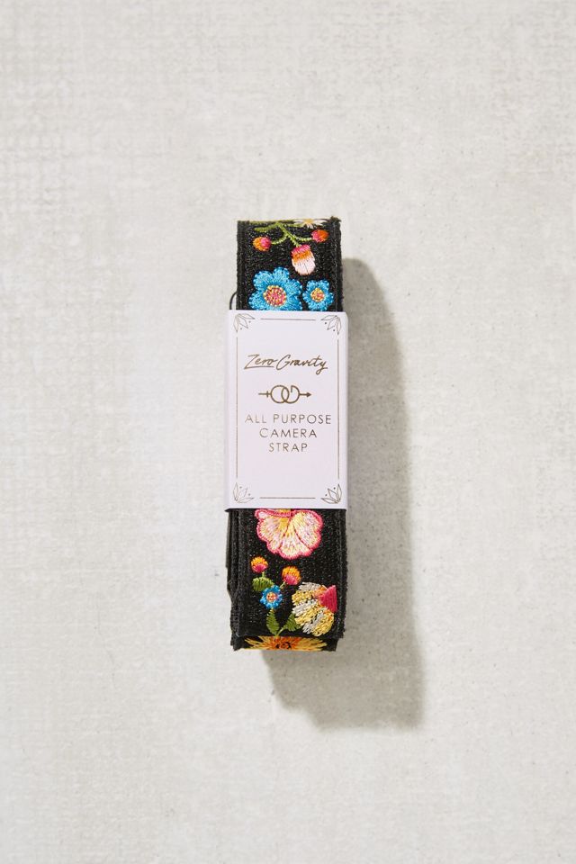 Zero Gravity X UO Feliz Universal Camera Strap | Urban Outfitters