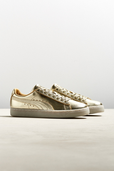 Puma Suede Classic 50th Gold Sneaker | Urban Outfitters