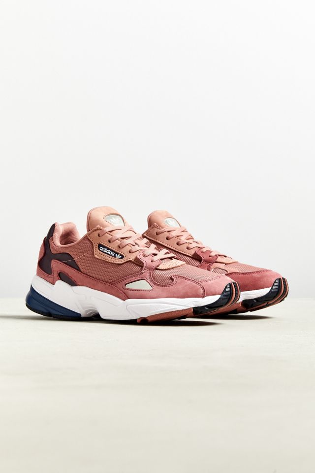 adidas Falcon Sneaker | Urban Outfitters