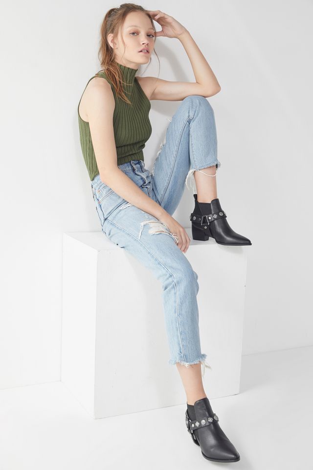 Levi’s Wedgie High-Rise Jean - Collateral | Urban Outfitters