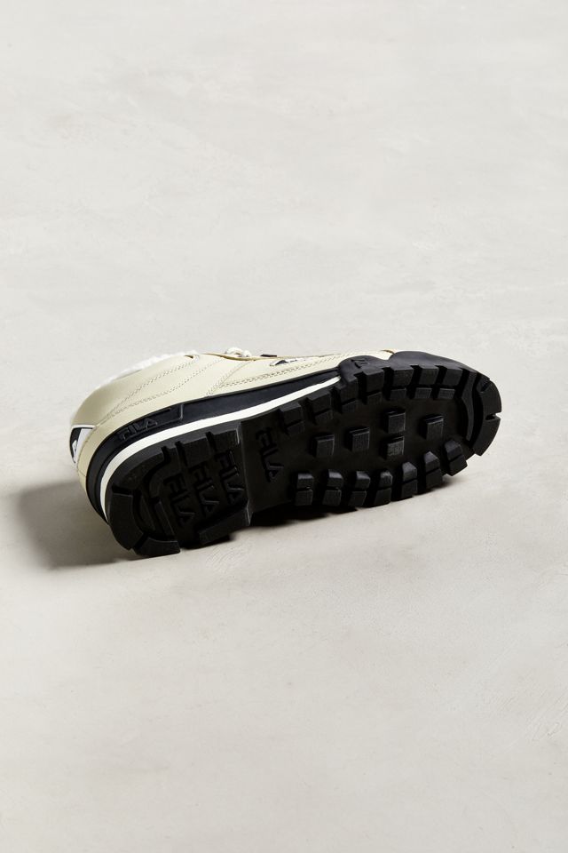 FILA Trailblazer Sherpa Sneaker | Urban Outfitters